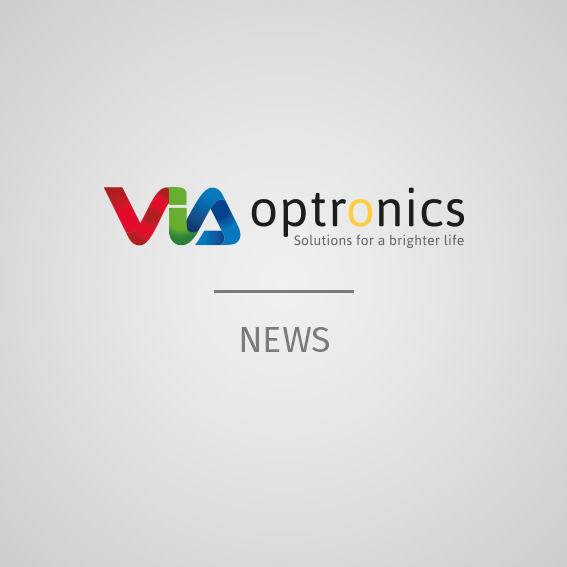 VIA optronics startet Serienfertigung von Curved Displays für Automotive Interieur - VIA optronics